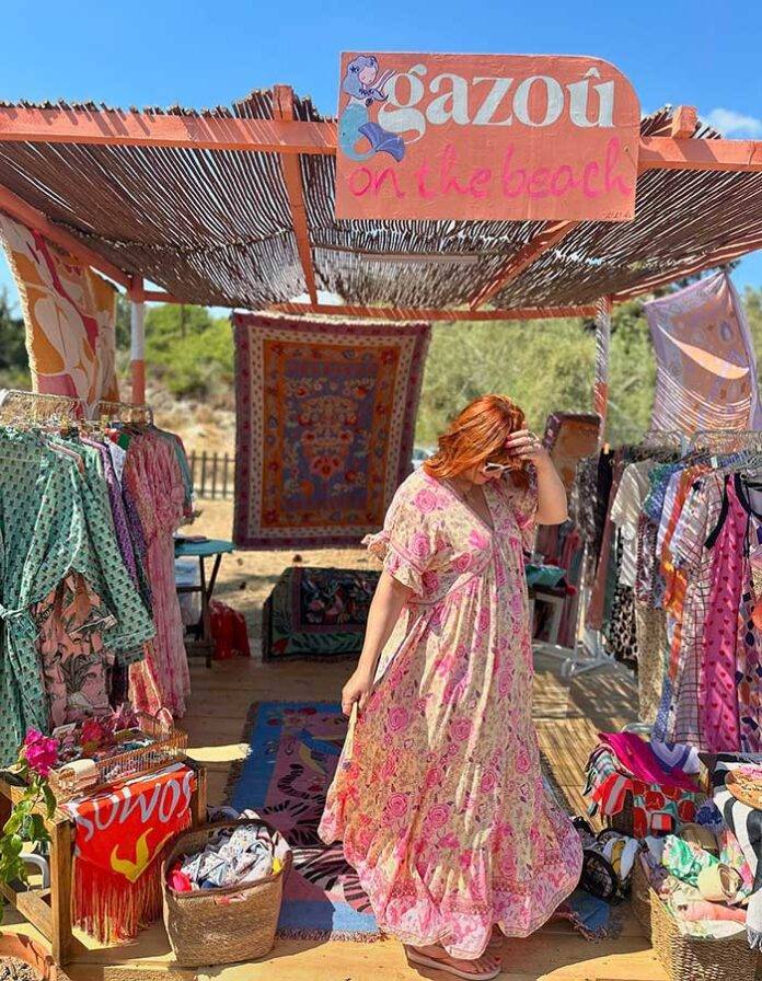 To Gazou ετοιμάζει καλοκαιρινές βαλίτσες και πάει στο πιο πολύχρωμο ...